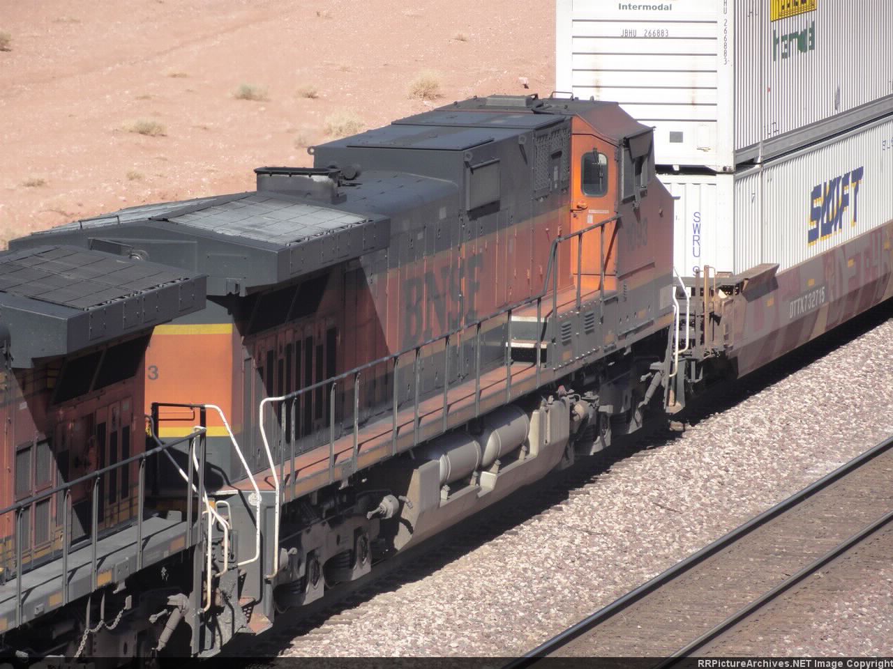BNSF 1093